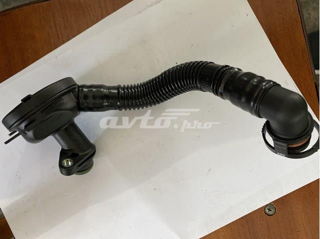 A1560100370 Mercedes патрубок вентиляции картера (маслоотделителя)