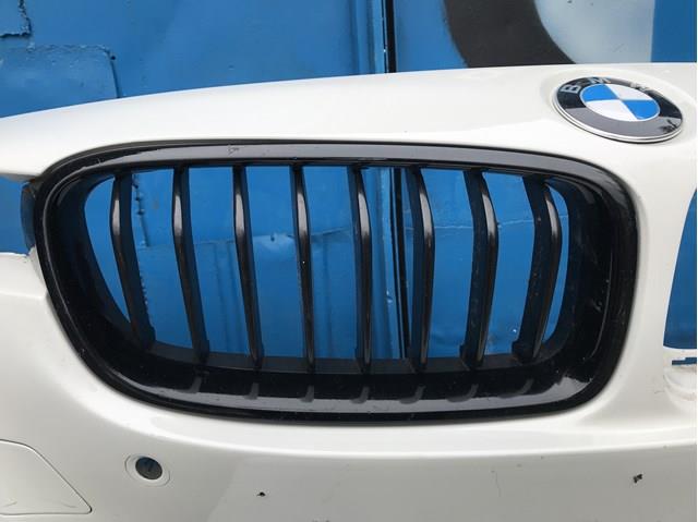 51137260498 BMW решетка радиатора правая