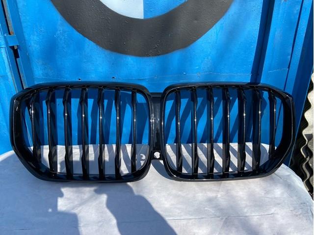51138096591 BMW решетка радиатора
