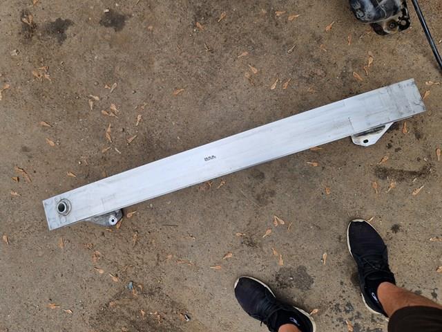 42519275 General Motors усилитель бампера заднего