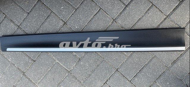 51137205780 BMW молдинг двери передней правой нижний