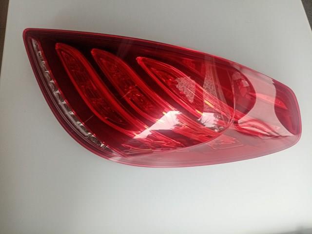 A2229065501 Mercedes задний правый фонарь