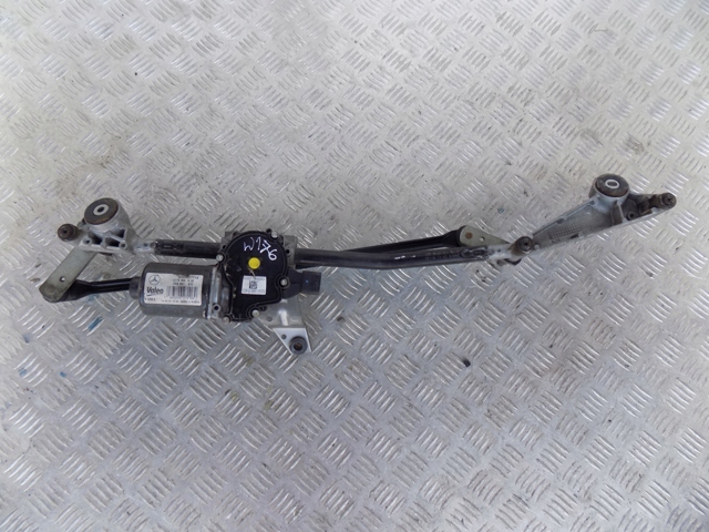 A1769061800 Nissan трапеция стеклоочистителей