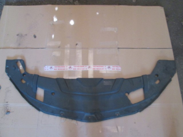 51767384707 BMW накладка передней панели (суппорта радиатора верхняя)