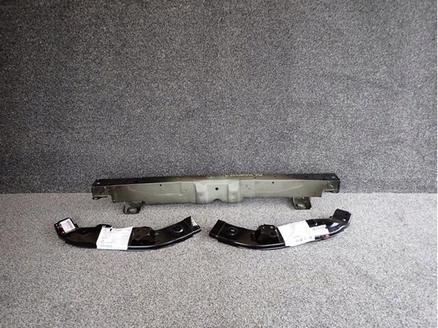 5256C260 Mitsubishi суппорт радиатора правый (монтажная панель крепления