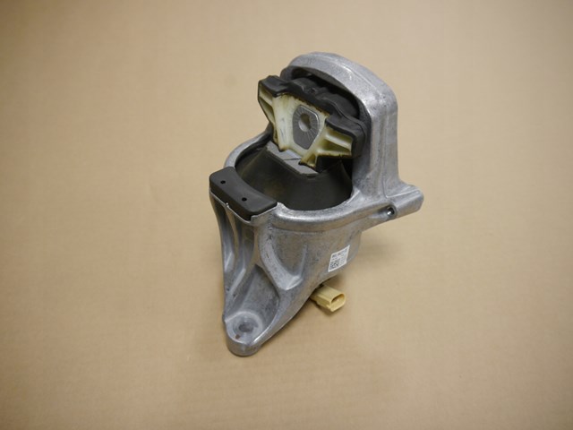 8W0199371CQ VAG опора двигуна