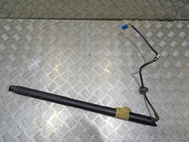 A1668901230 Mercedes амортизатор крышки багажника (двери 3/5-й задней)