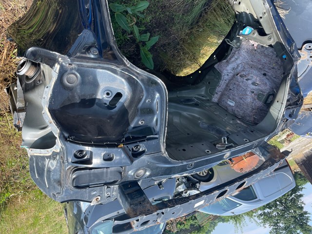 A1766400771 Mercedes автозапчастина