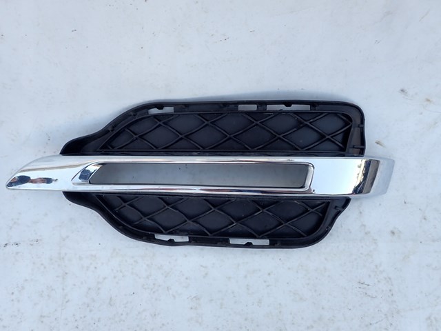 A2048857123 Mercedes решетка вентилятора, буфер