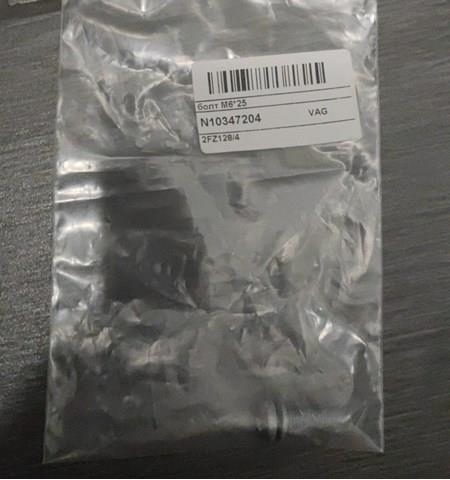 N10347204 VAG болт м6x25