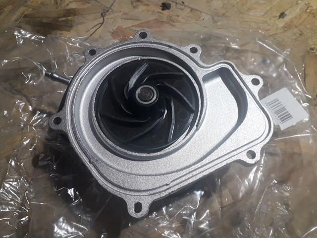 6512006401 Mercedes помпа