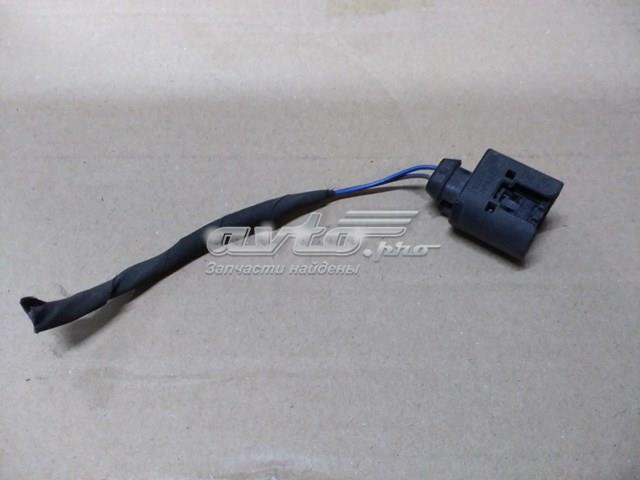 A1685452928 Mercedes разъем