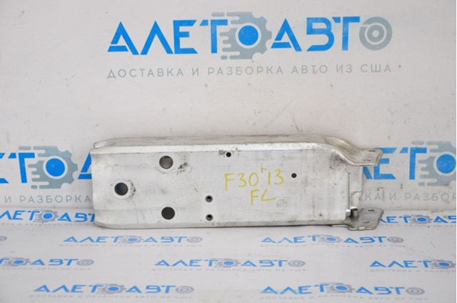 51117266195 BMW кронштейн усилителя переднего бампера