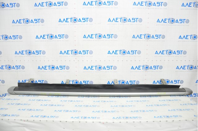 517710C040 Toyota панель подножки