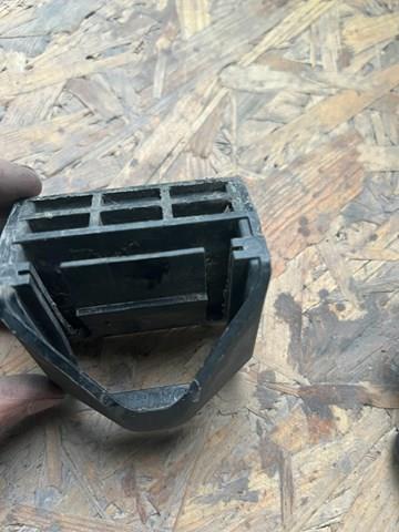 17117593779 BMW кронштейн (подушка крепления радиатора нижний)