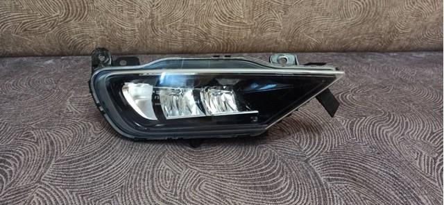 31395866 Volvo правая противотуманная фара