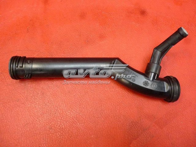 03E121065A VAG шланг (патрубок водяного насоса приемный)