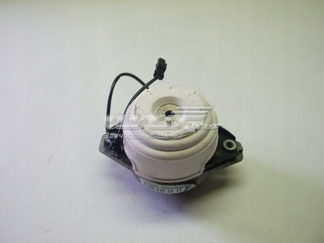 Правая подушка двигателя на Mercedes ML-Class (W166)