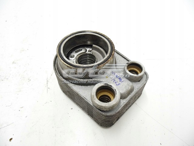 8200923115 Renault (RVI) радиатор масляный (холодильник, под фильтром)