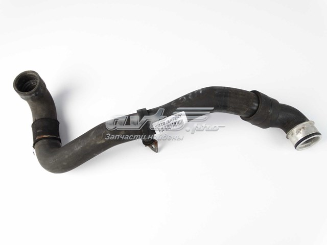 Шланг/патрубок радиатора охлаждения, нижний на Mercedes C-Class (W203)