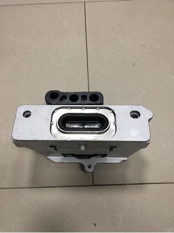 5147130AE Chrysler подушка двигателя