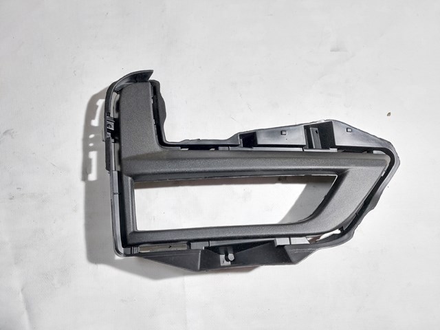 622566FL0B Nissan решетка бампера переднего правая