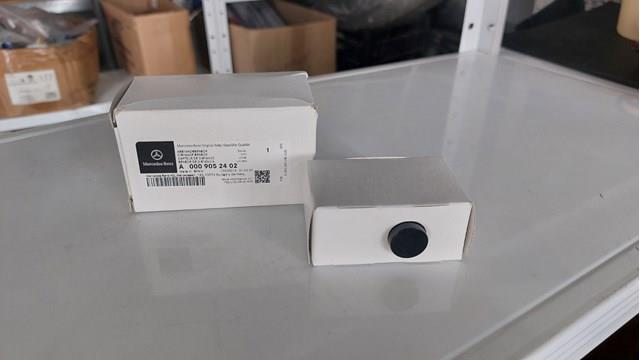 A0009052402 Mercedes датчик сигнализации парковки (парктроник передний)