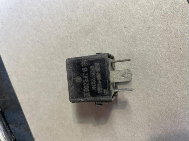 0025421319 Mercedes реле вентилятора