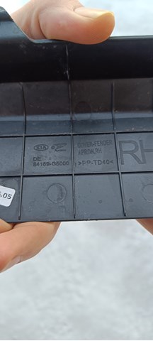 84169G5000 Hyundai/Kia накладка крила