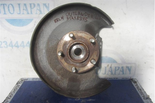 3785A073 Mitsubishi ступица передняя