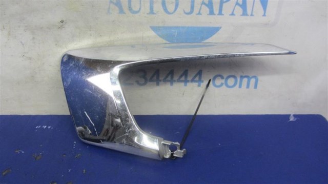 6407A169 Mitsubishi ободок (окантовка фары противотуманной левой)