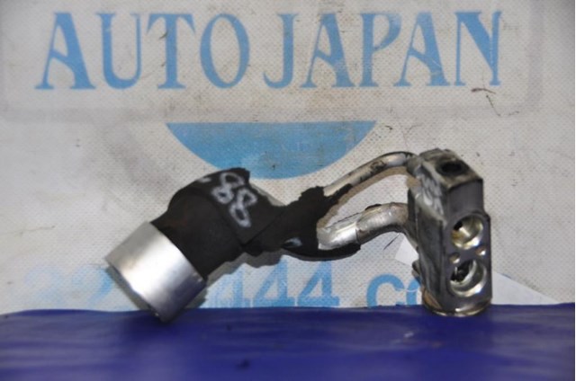 8851528180 Toyota клапан trv кондиционера