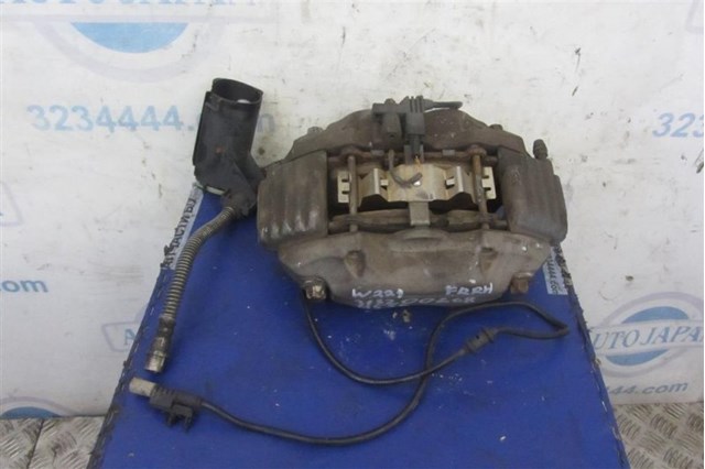 A0034206483 Mercedes суппорт тормозной передний правый