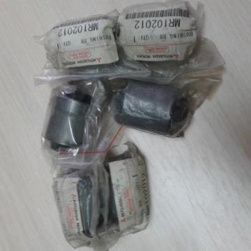 MR102012 Mitsubishi сайлентблок заднего нижнего рычага