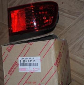 8158060111 Toyota фонарь заднего бампера правый ("Обманка")