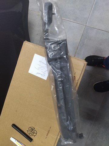 F2GZ8348B Ford Воздуховод (дефлектор) радиатора левый