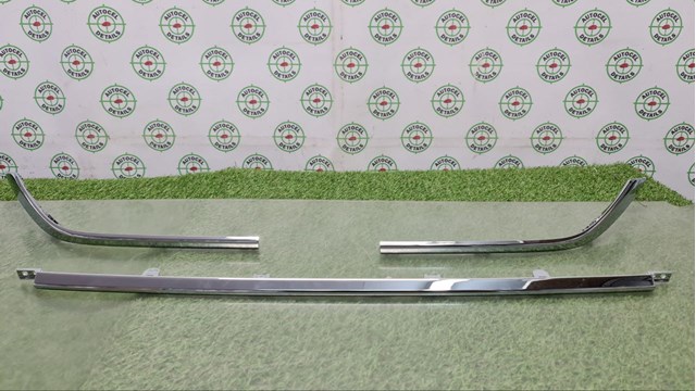 5275148100 Toyota Молдинг бампера заднего центральный