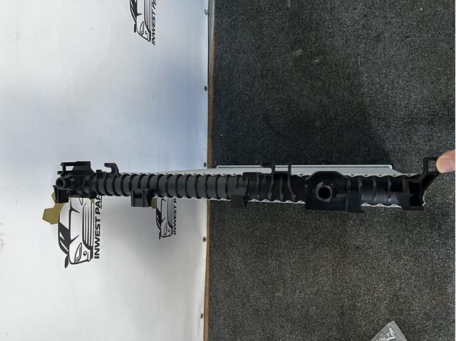 17118655757 BMW Радиатор охлаждения двигателя дополнительный