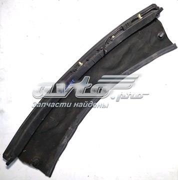 668100006R Renault (RVI) накладка декор лобового стекла нижн(плас