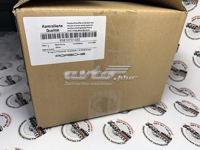 95810701032 Porsche корпус масляного фильтра с фильтром в сборе