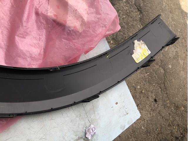 A1678850300 Mercedes накладка крила