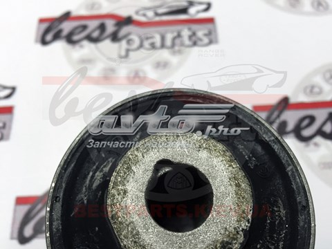 A2213331914 Mercedes сайлентблок нижнего переднего рычага (Передний)