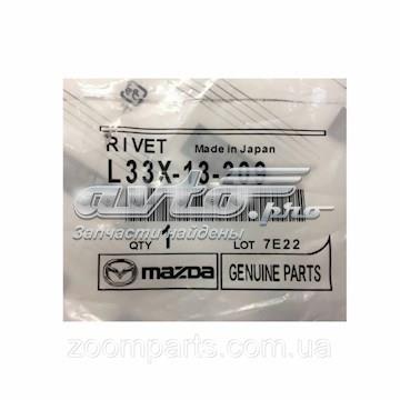 L33X13209 Mazda пистон пластиковый крепления порога