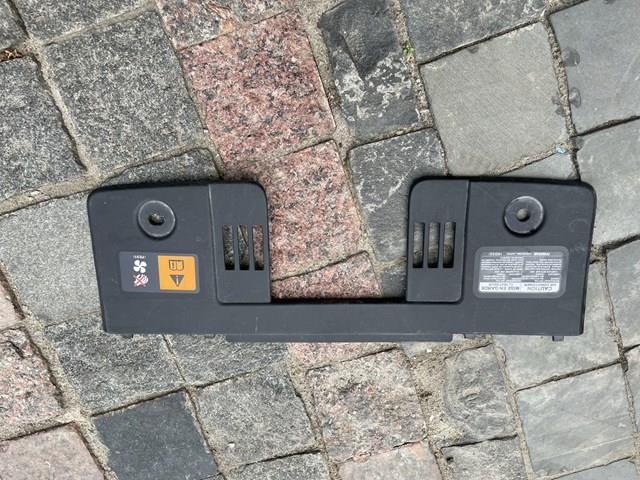 TK4856381 Mazda крышка сервисного отверстия панели кузова