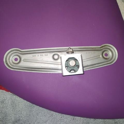 18308632096 BMW хомут крепл. приемной трубы к кпп