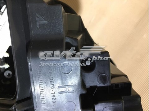 A1668205559 Mercedes фара правая