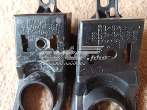 KB8B50C22B Mazda накладка бампера пластиковая левая