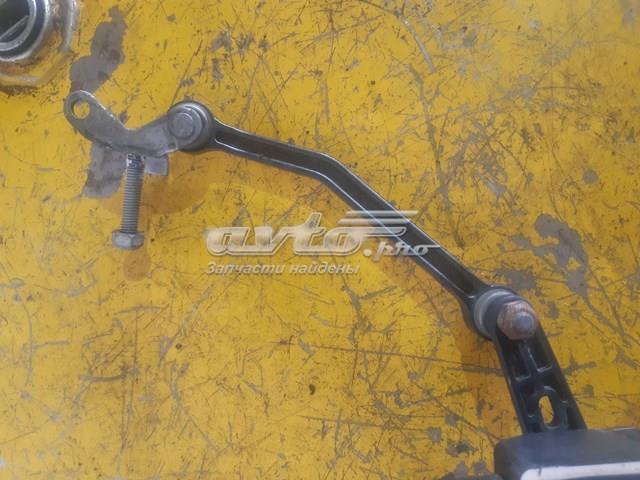 A1663200832 Mercedes 166 320 08 32 (тяга датчика уровня кузова правая)
