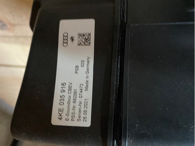 4KE035916 VAG Динамик приближения автомобиля