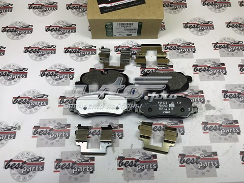 LR055455 Land Rover задние колодки